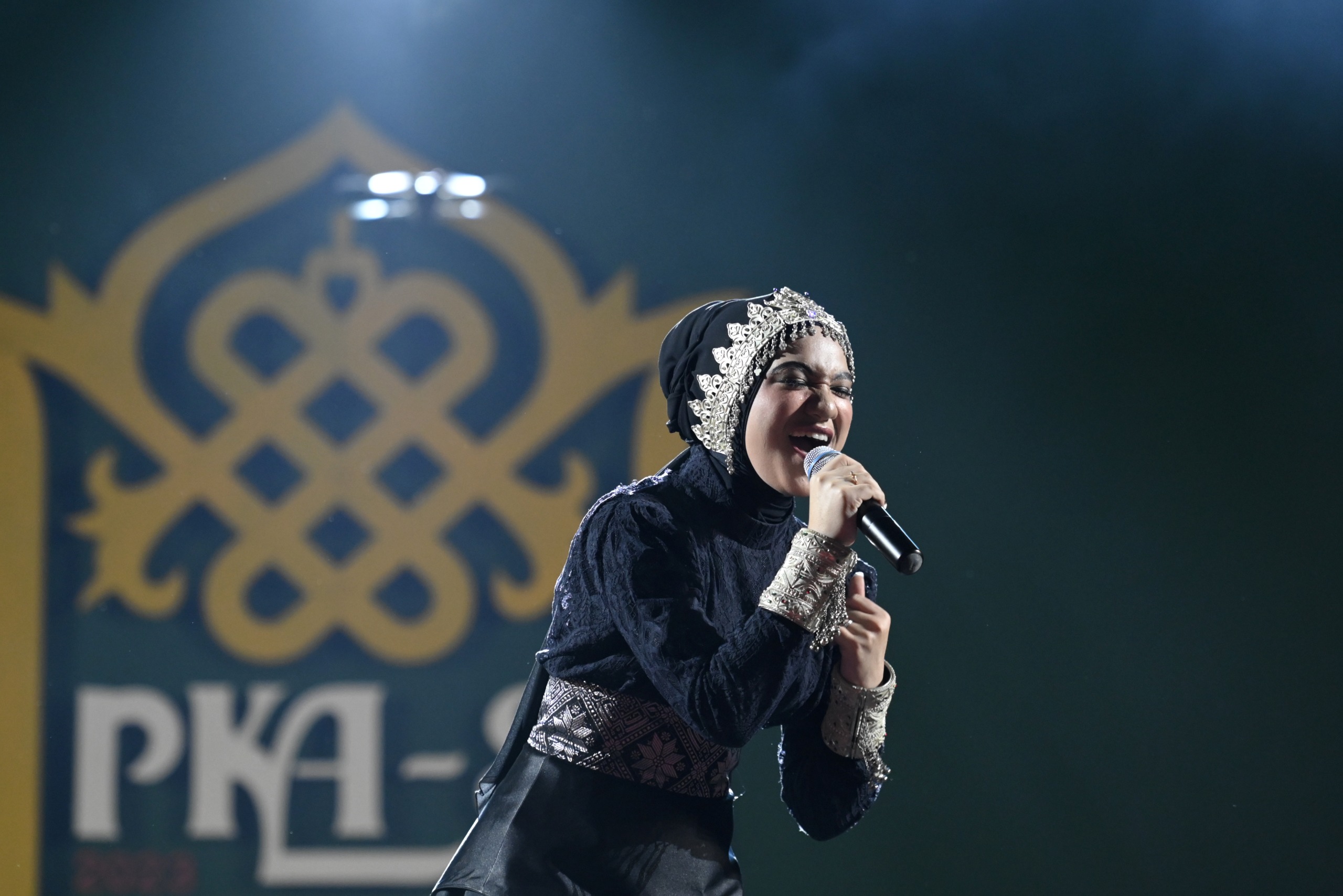 Penampilan Nabila Taqiyyah Indonesian Idol di PKA-8 Trending Topik di ...